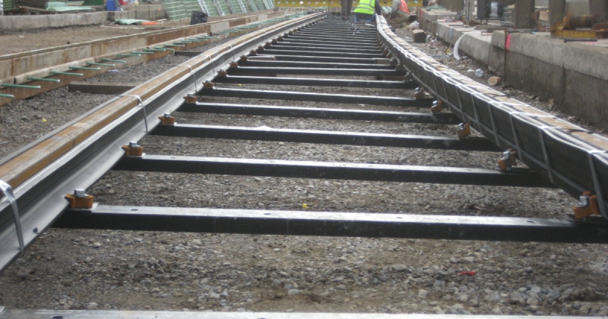 Embedded Track Systems | L.B. Foster